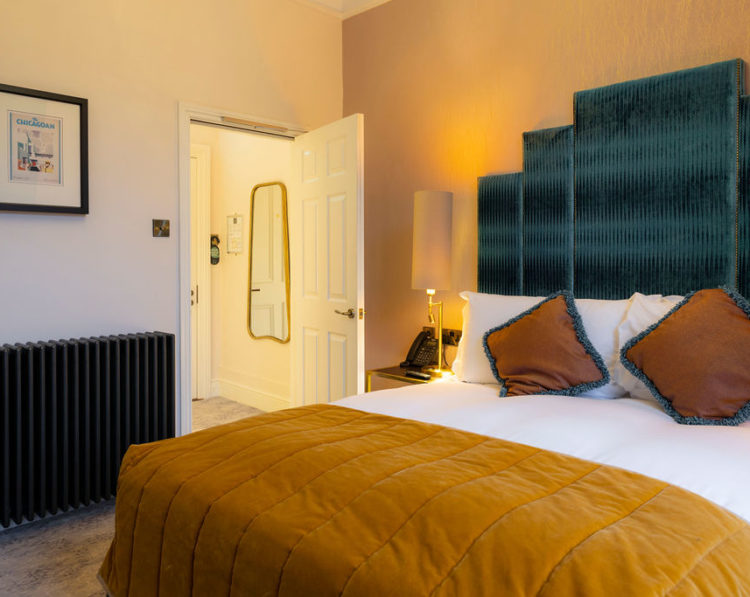 Plush Double Room Dublin | Number 31 Hotel Leeson Close